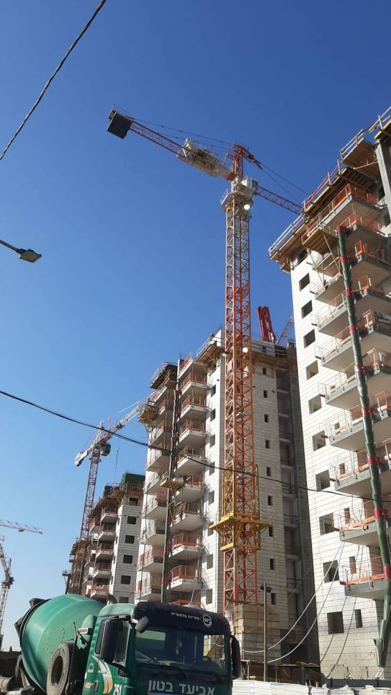 זוג עגורני Mc פוטיין h20/14c+e2/23 | CivilEng - מובילים שינויי בענף הבנייה